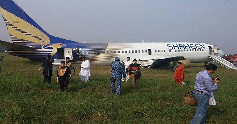 Pakistan Plane crash – 10 Injured as Plane Makes Emergency Landing in ...
