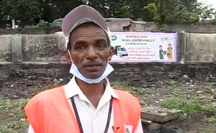 Hyderabad: Meet The ‘Garbage Man’ Who Gets Award For Not Taking A ...